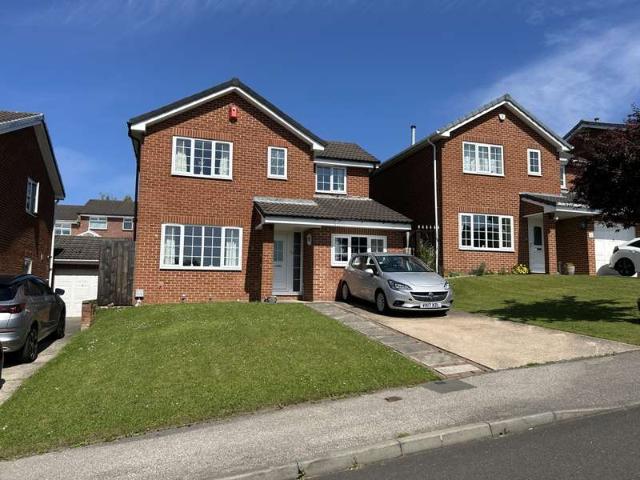 4 Bedroom Detached House
