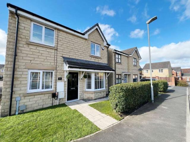 4 Bedroom Detached House