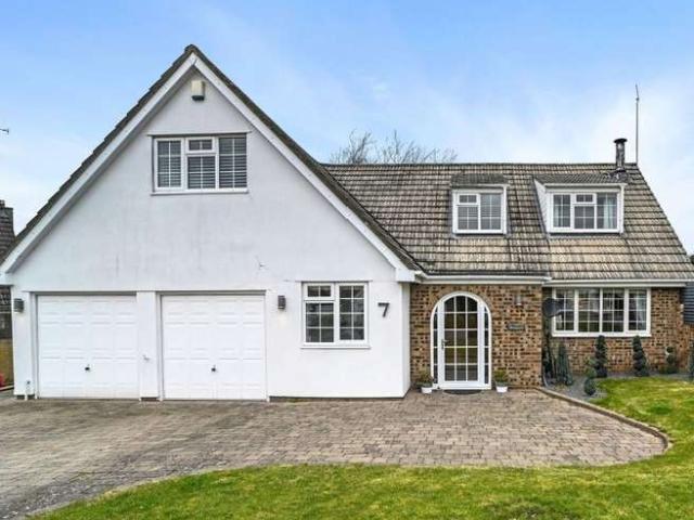 4 Bedroom Detached House