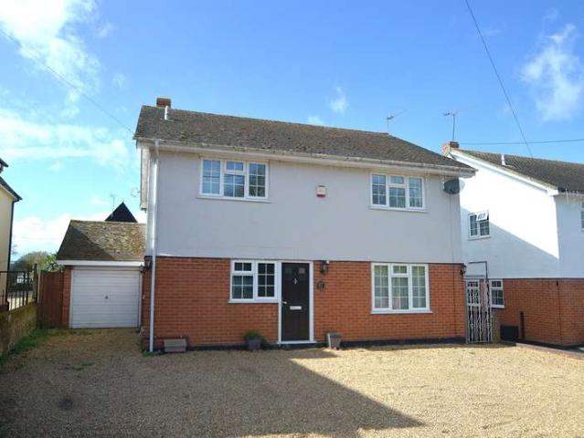 4 Bedroom Detached House