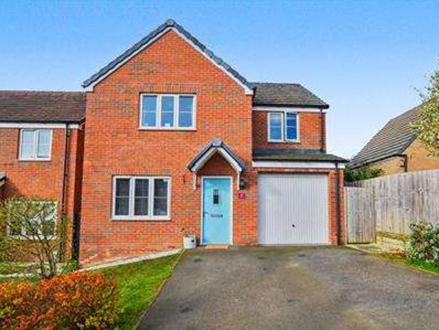 4 Bedroom Detached House