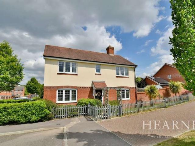 4 Bedroom Detached House