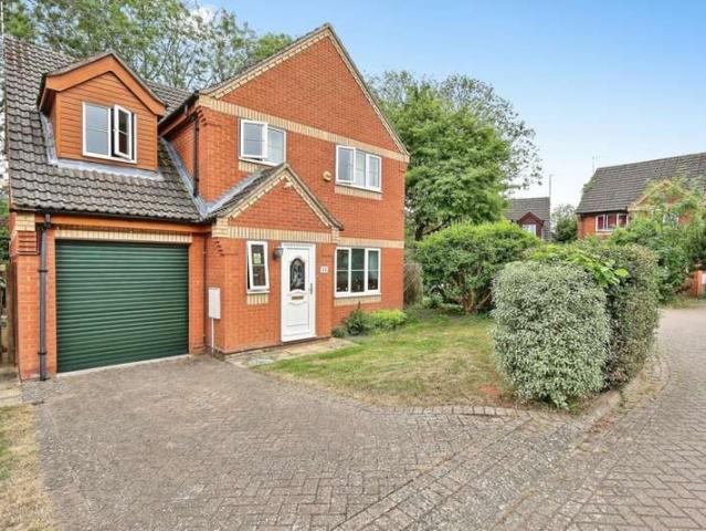 4 Bedroom Detached House
