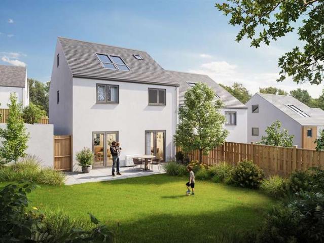 4 Bedroom Detached House