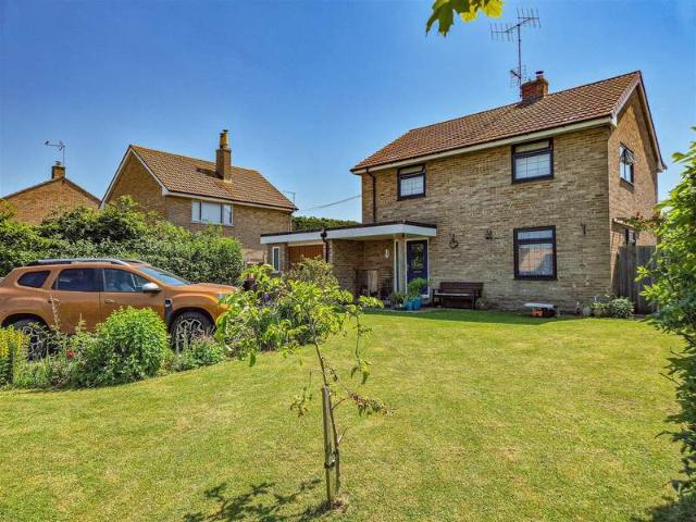 4 Bedroom Detached House