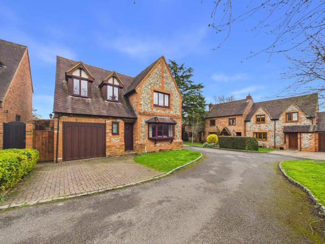 4 Bedroom Detached House