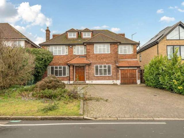 4 Bedroom Detached House
