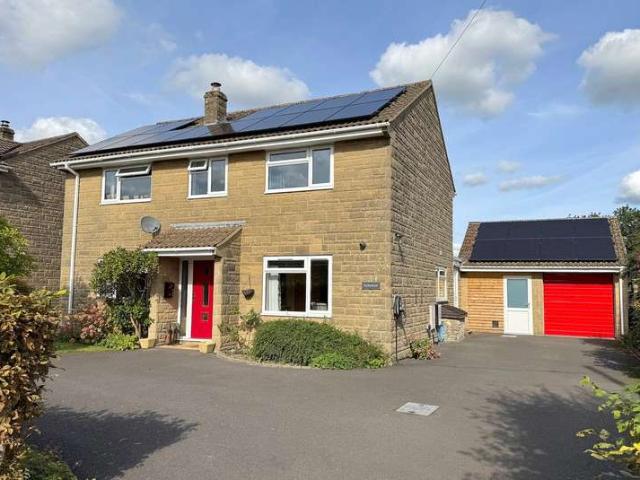 4 Bedroom Detached House