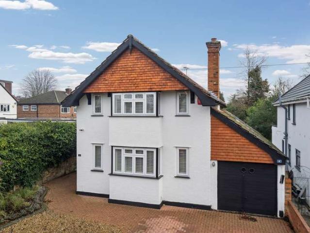 4 Bedroom Detached House