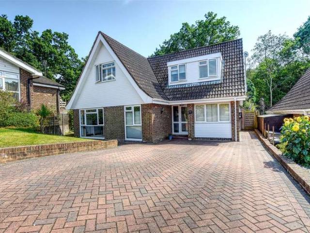 4 Bedroom Detached House