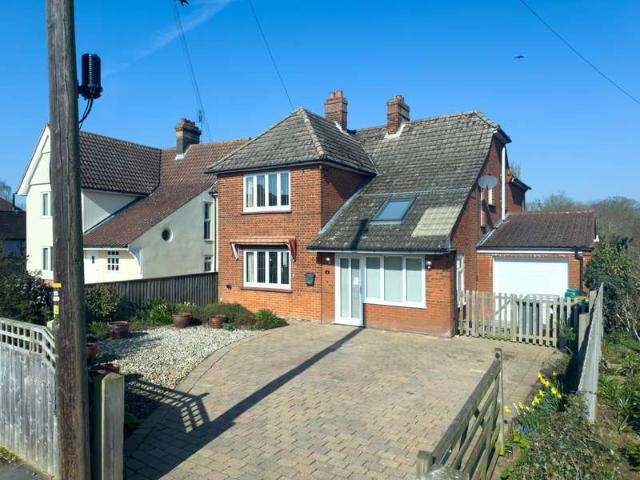 4 Bedroom Detached House