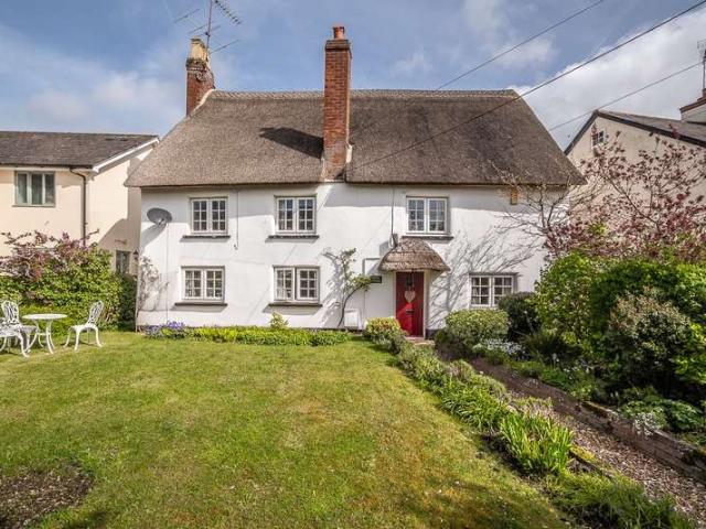 4 Bedroom Detached House