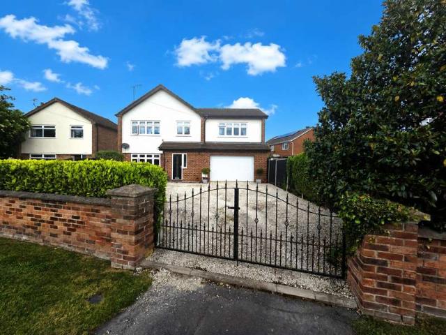 4 Bedroom Detached House