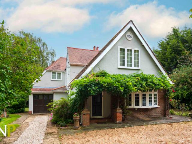4 Bedroom Detached House