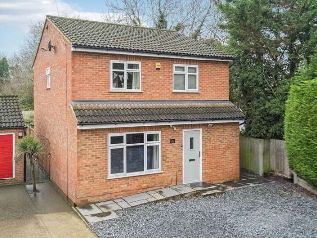 4 Bedroom Detached House