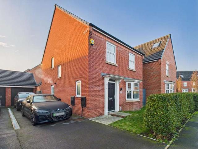 4 Bedroom Detached House