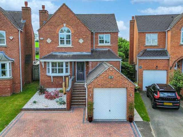 4 Bedroom Detached House