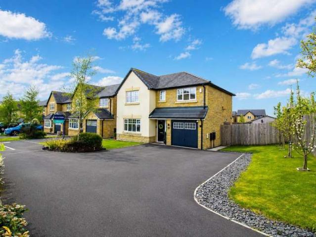 4 Bedroom Detached House