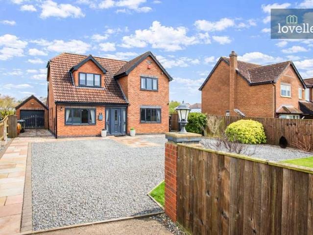 4 Bedroom Detached House