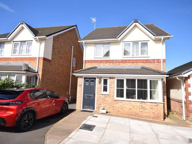 4 Bedroom Detached House