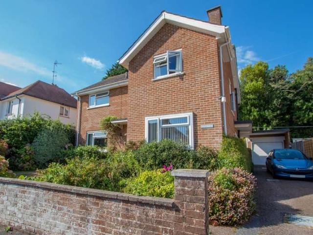 4 Bedroom Detached House