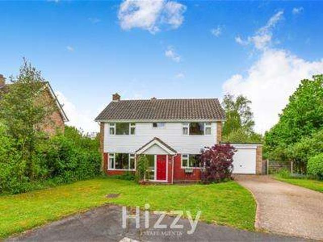 4 Bedroom Detached House