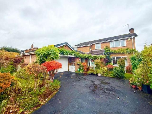 4 Bedroom Detached House