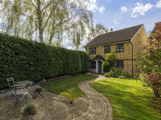 4 Bedroom Detached House