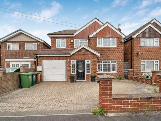 4 Bedroom Detached House