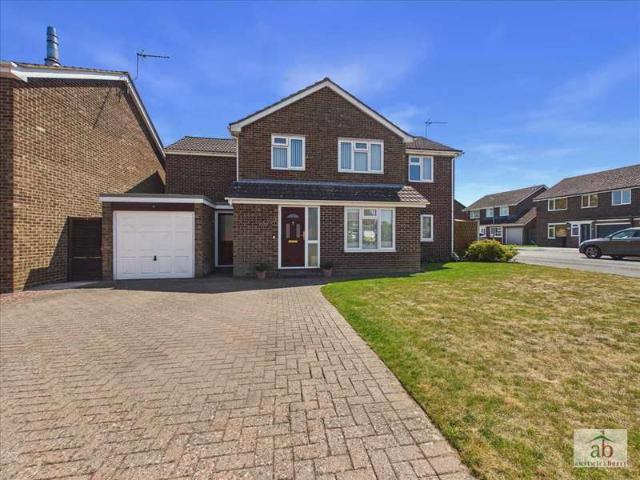 4 Bedroom Detached House