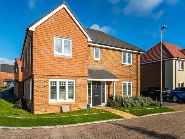 4 Bedroom Detached House