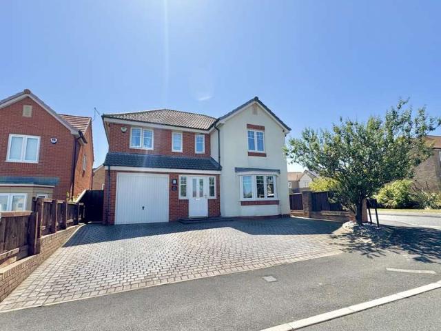 4 Bedroom Detached House