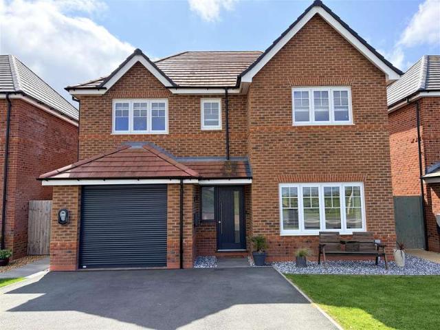 4 Bedroom Detached House