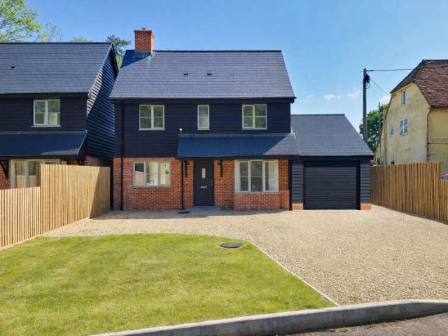 4 Bedroom Detached House