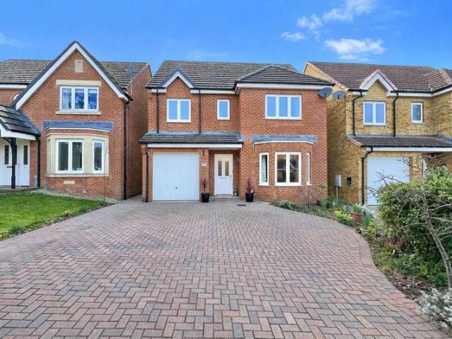 4 Bedroom Detached House