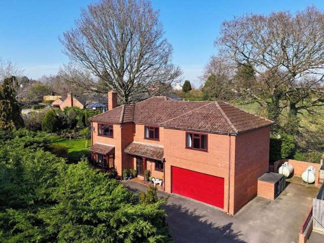 4 Bedroom Detached House