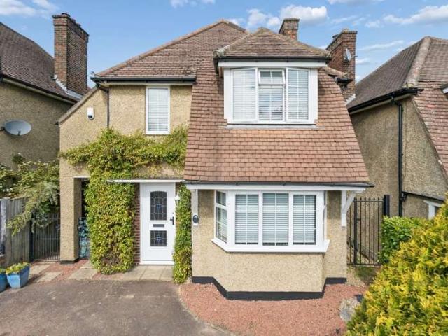 4 Bedroom Detached House