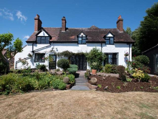4 Bedroom Detached House