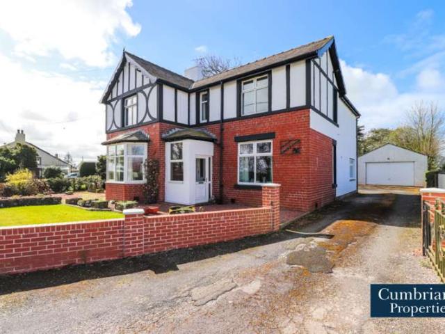 4 Bedroom Detached House