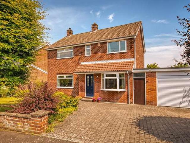 4 Bedroom Detached House