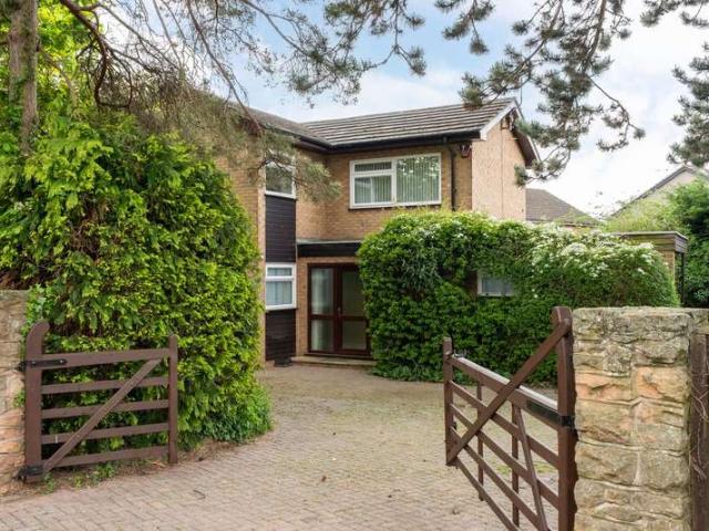 4 Bedroom Detached House