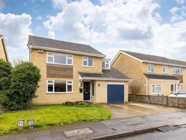 4 Bedroom Detached House