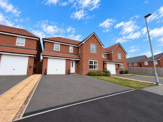 4 Bedroom Detached House