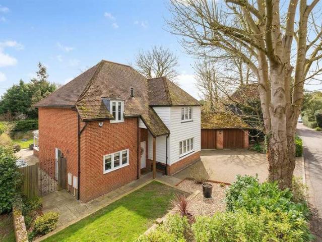4 Bedroom Detached House