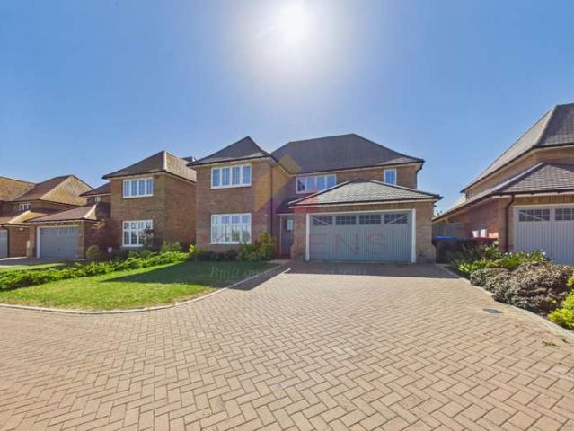4 Bedroom Detached House