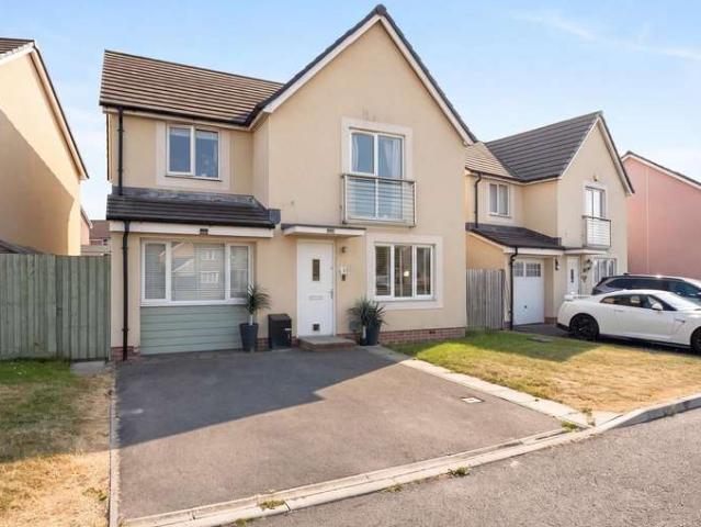 4 Bedroom Detached House