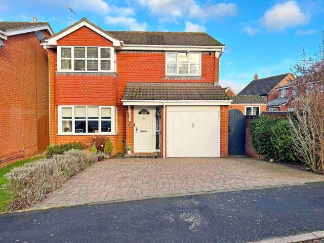 4 Bedroom Detached House
