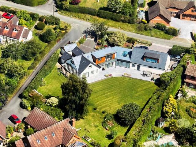 4 Bedroom Detached House