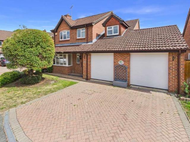 4 Bedroom Detached House