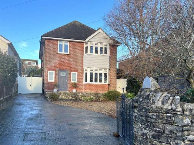 4 Bedroom Detached House